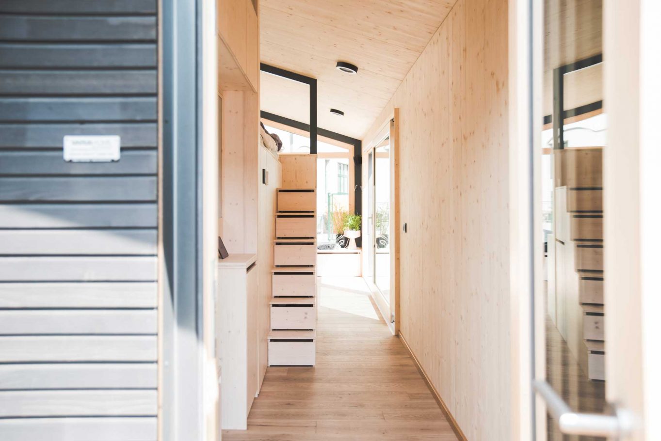 Cabin One is a New Way of Flexible Living - Archipreneur